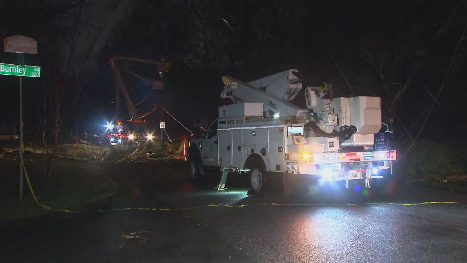 Severe weather: Power outages, slick conditions across Charlotte metro – WSOC TV